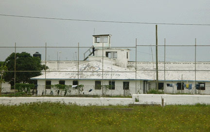 Belize Central Prison in Belize | Global Detention Project | Mapping ...